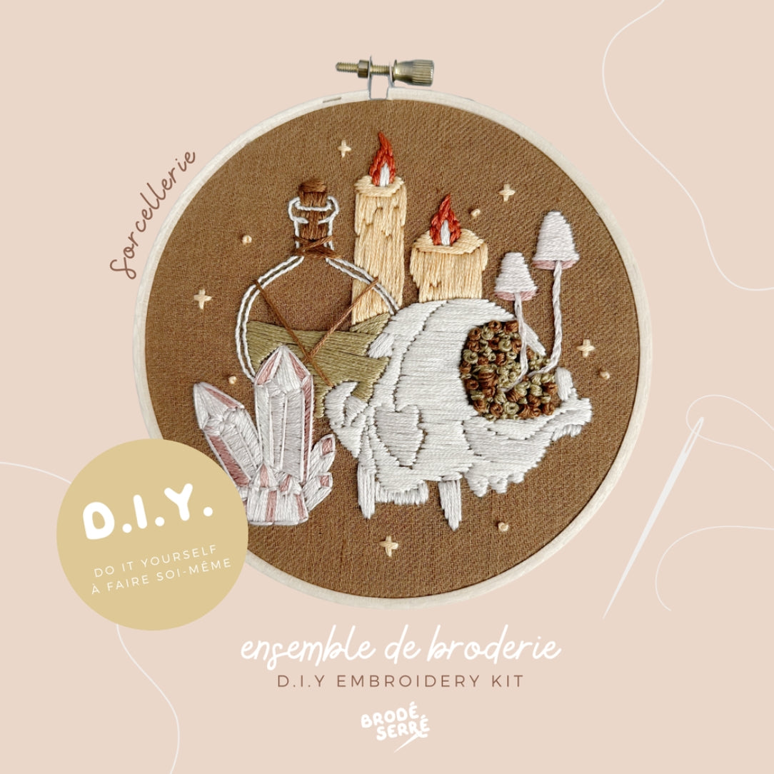Kit de broderie DIY - Sorcellerie | Brodé Serré chez Articho